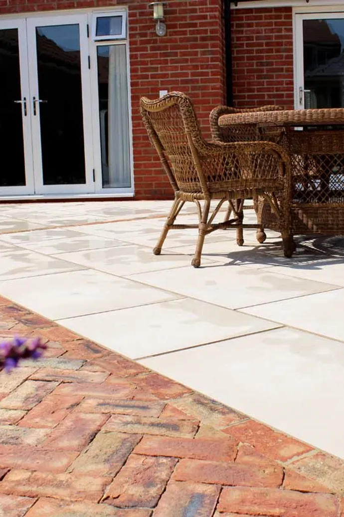 Cotswold Clay Paver | Dutch Clay Paving | Chelmer Valley