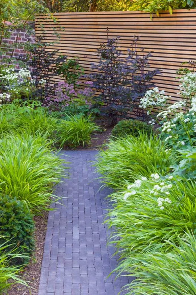 Charcoal Grey Clay Pavers | Brick Pavers | Chelmer Valley