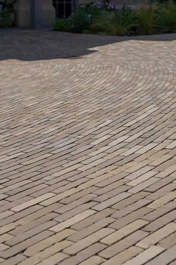 Gromo Antica Clay Paving Bricks | Dutch Clay Pavers | Chelmer Valley