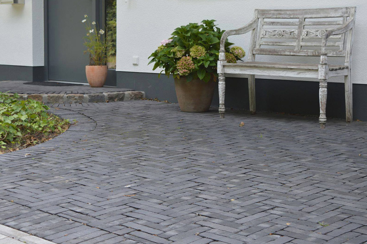 Lucca Clay Paving Bricks | Dutch Clay Pavers | Chelmer Valley