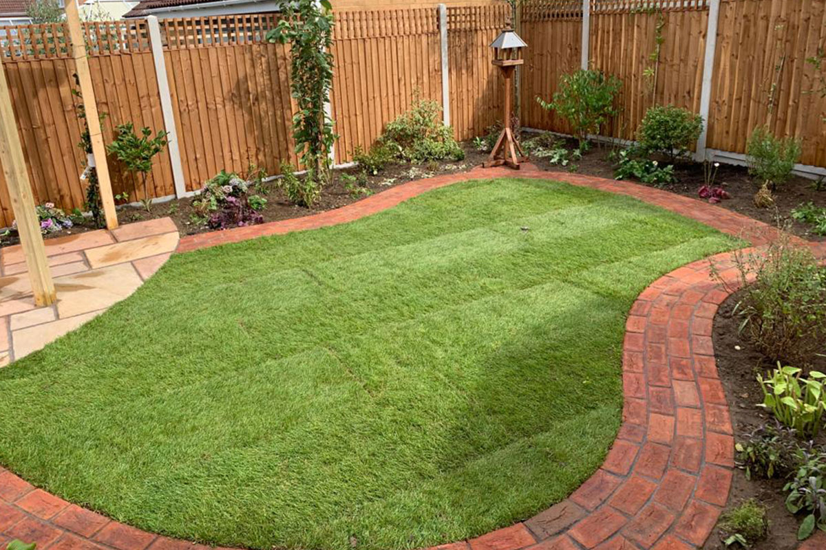 Romsey Antique Clay Pavers | Dutch Clay Paving | Chelmer Valley