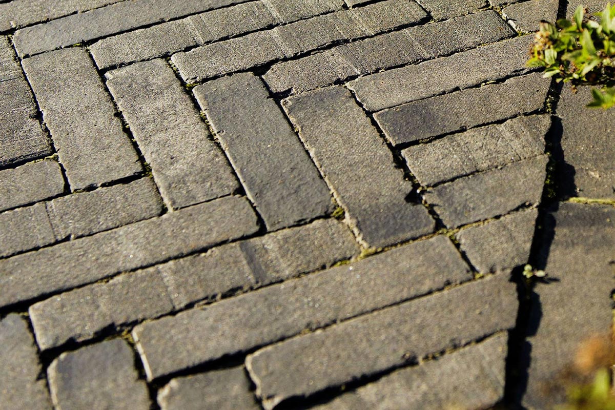 Lucca Clay Paving Bricks | Dutch Clay Pavers | Chelmer Valley